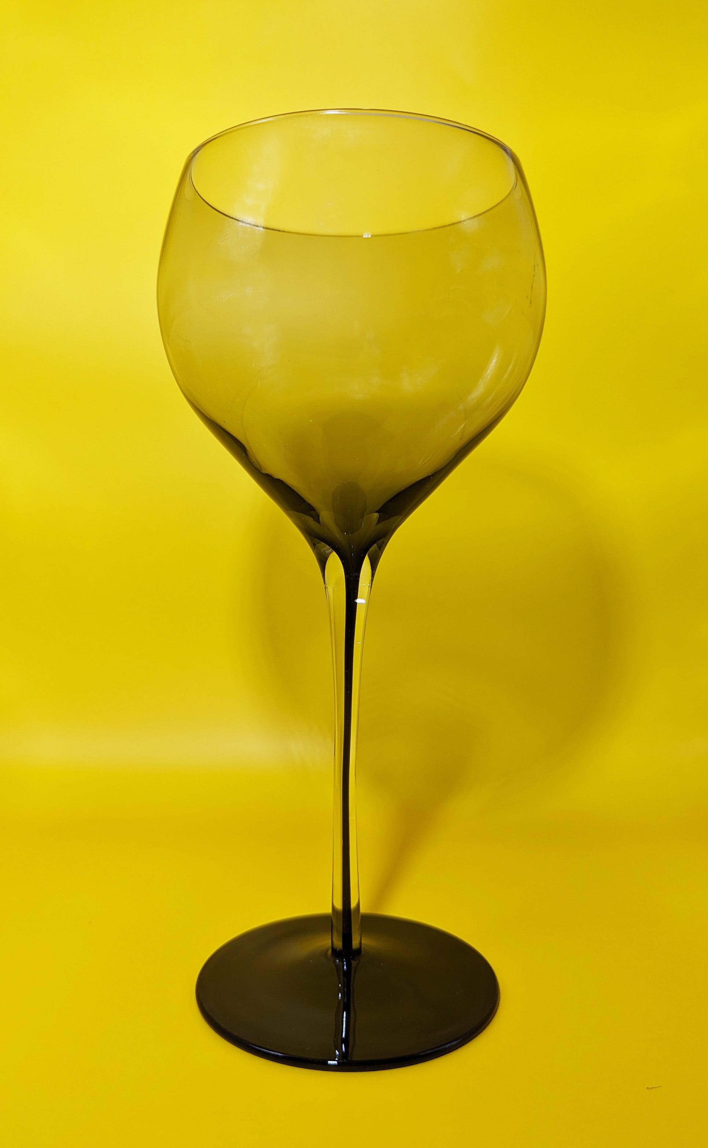 Smoky Grey Copa de Balon Glass – Drinks Distilled